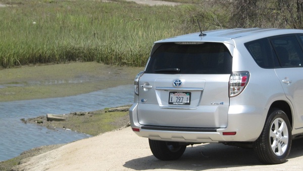 2012 Toyota RAV4 EV: First Drive Of Tesla-Powered Crossover