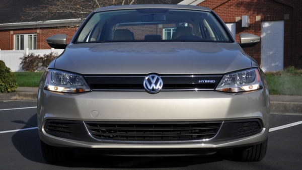 2013 Volkswagen Jetta Hybrid: Quick Gas-Mileage Test