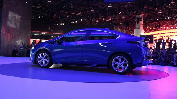 2016 Chevrolet Volt Video