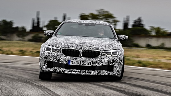 BMW details M xDrive all-wheel-drive system debuting on M5