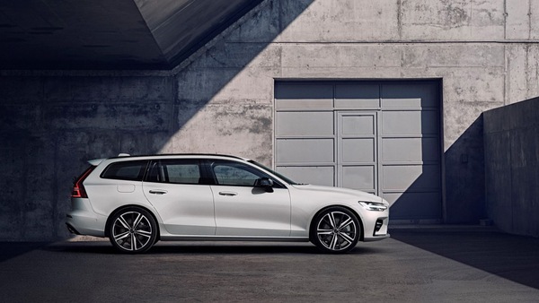 Volvo V60 wagon sharpened with R-Design and R-Design Pro upgrades