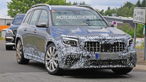 2021 Mercedes-AMG GLB45 spy shots and video