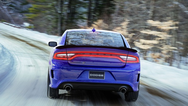 Dodge adds AWD to sporty Charger GT for 2020