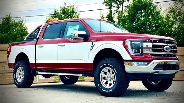 Turn back time with this retro 2021 Ford F-150