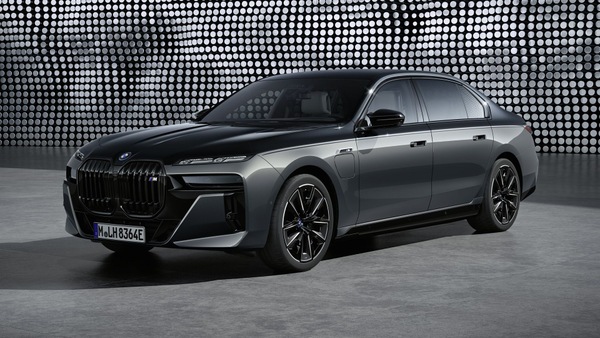BMW 7-Series to spawn more powerful M760e plug-in hybrid and i7 M70 ...