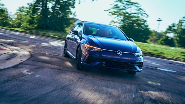 2023 Volkswagen Golf R 20th Anniversary Edition revealed with sunroof ...