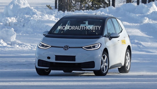 2025 Volkswagen ID.2 spy shots