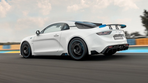 Alpine A110 R Le Mans celebrates French race's centennial