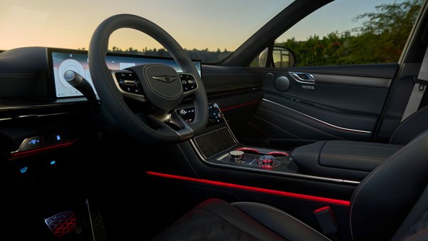 2025 Genesis GV80 adds coupe body style, revises interior