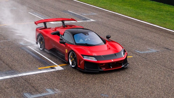 Ferrari originlly wanted the F80 hypercar to be a single-seater
