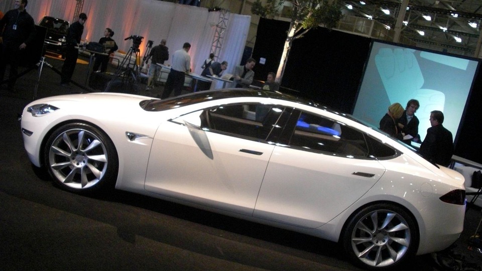 Tesla Roadster 2.5 - Green Car Photos, News, Reviews, and Insights ...