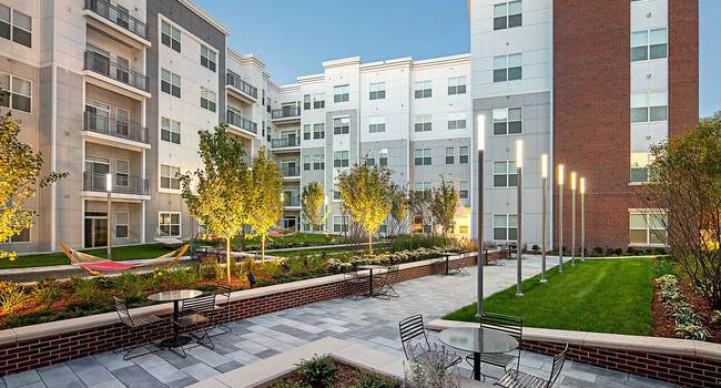 Atmark Cambridge - 57 Reviews | Cambridge, MA Apartments for Rent ...