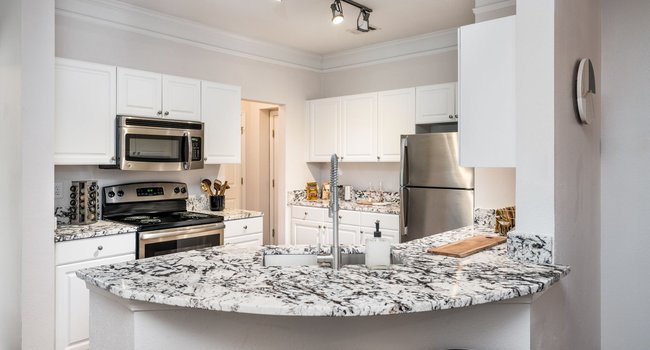 Citra Luxury Apartments Reviews - Charlotte, NC | 1825 Carrington Oaks ...