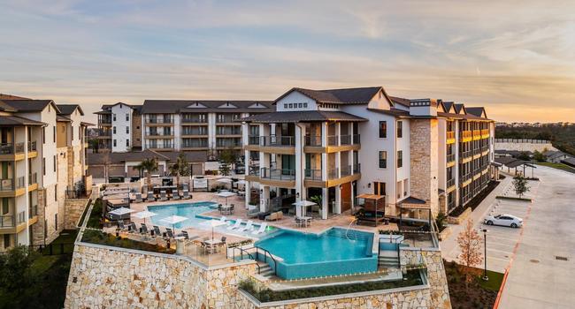 The Artesian at Bee Cave Reviews - Austin, TX | 5511 Caprock Summit Dr ...