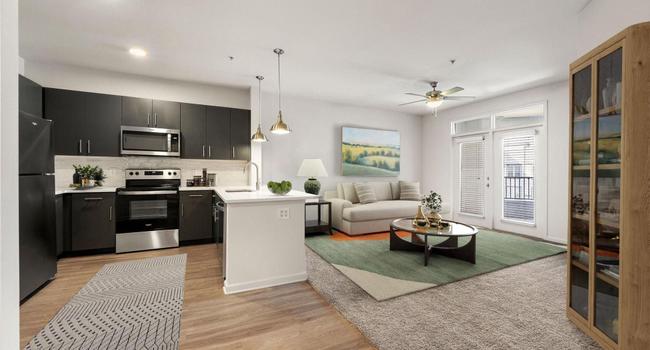 The Lookout at O4W Reviews - Atlanta, GA | 180 Jackson Street Northeast ...