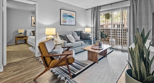 River Oaks Apartments Reviews - Tyler, TX | 4400 Troup Hwy | 172 ...