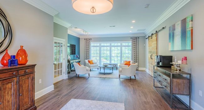 Summerlin Ridge Apartments - 73 Reviews | Winston-Salem, NC Apartments ...