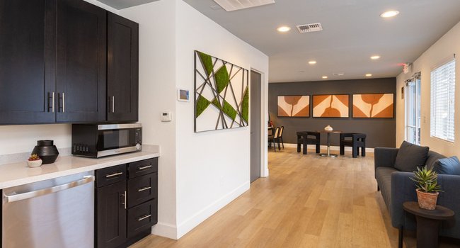 Park on Virginia Reviews - Reno, NV | 3295 S Virginia St | 30 Apartment ...