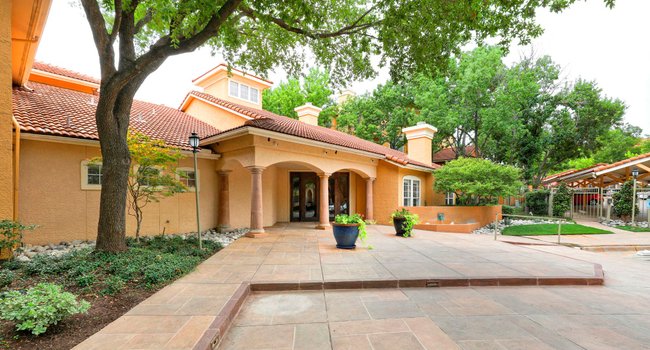 Rancho Mirage Reviews - Irving, TX | 1200 Hidden Ridge | 319 Apartment ...